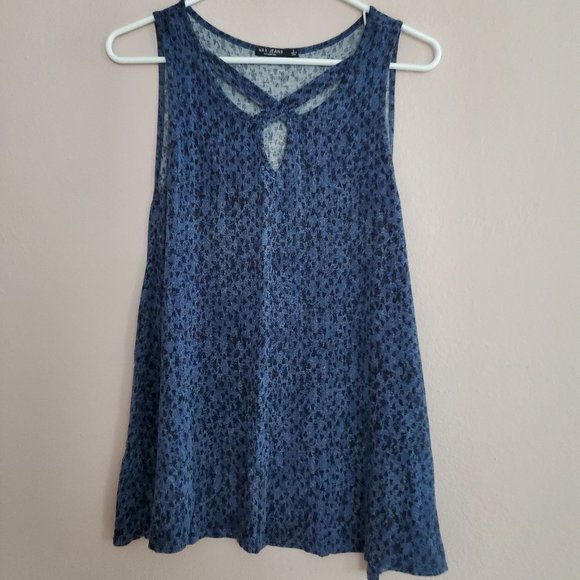 Max Jeans | Tops | Sleeveless Shirt | Poshmark